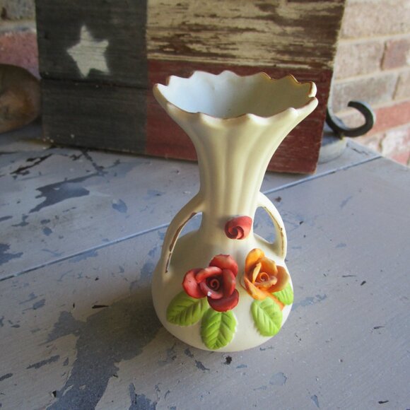 Vintage | Accents | Vintage Cottagecore Farmhouse Chic Ceramic Floral ...